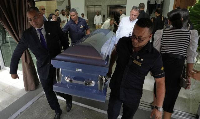 Heartbreaking scenes as mourners gather for Octavio Dotel's funeral - English - www.abdpost.com ...