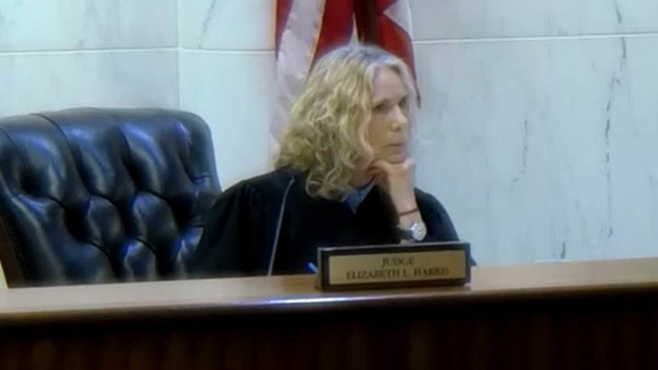 Colorado courtroom stunned as lawyer calls judge 'honey' - www.abdpost ...