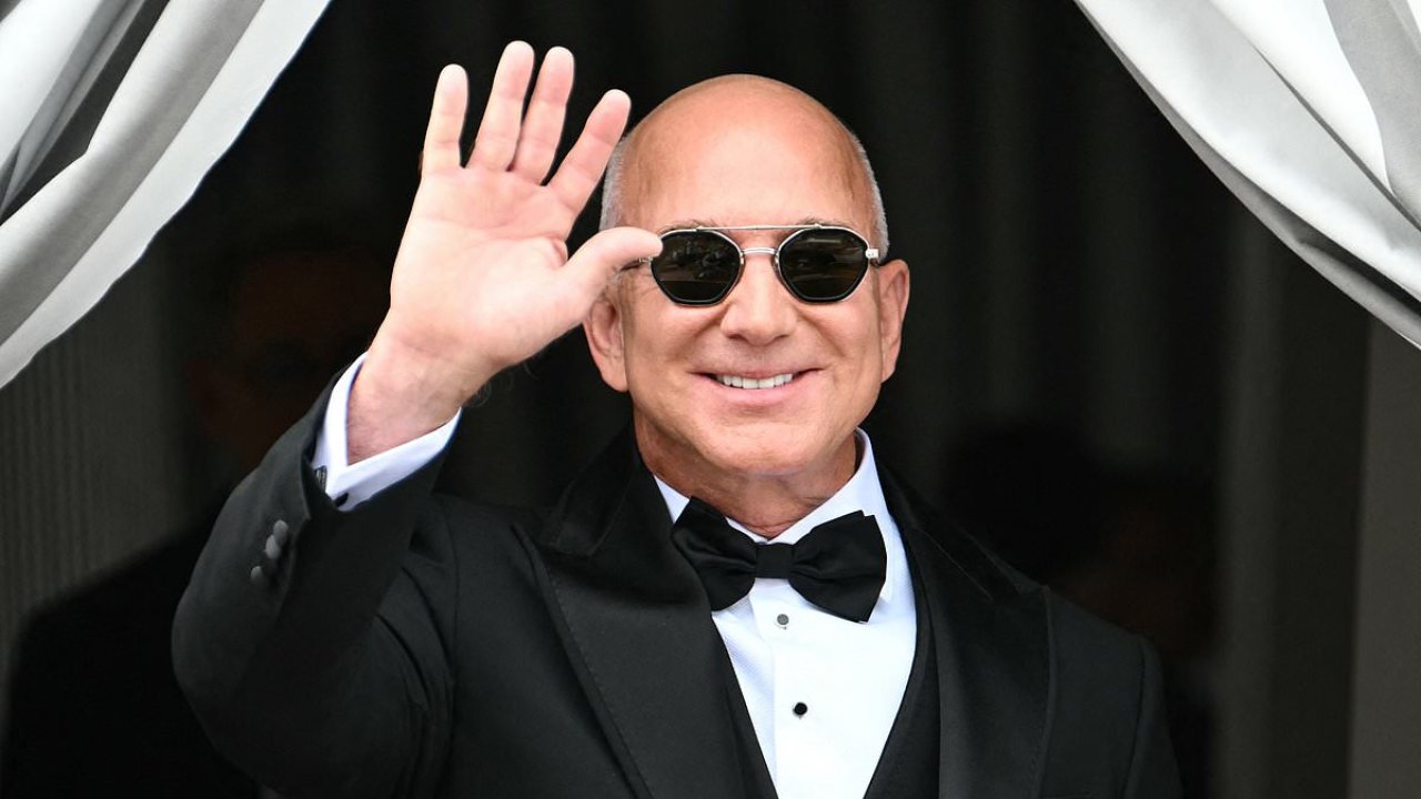 Famed fashion house brutally SAVAGES Jeff Bezos' wedding suit - ABDPost ...