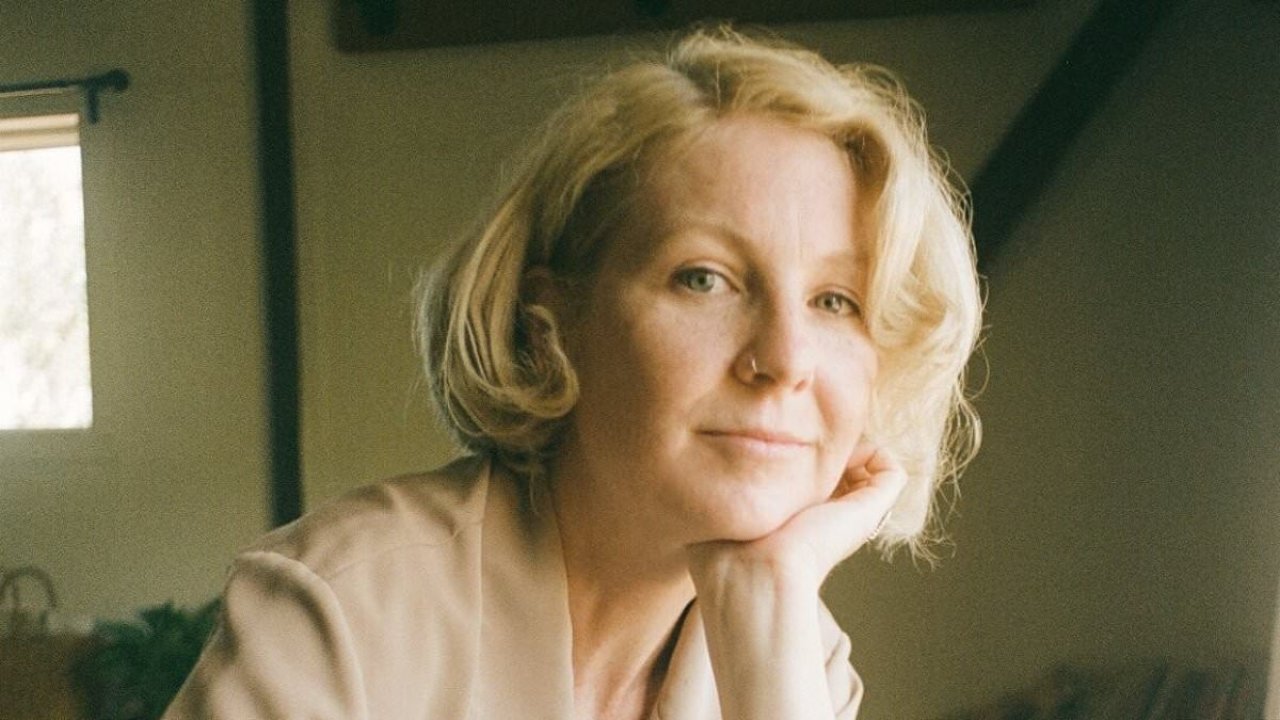 I moved to a town where EVERYONE talks to the dead... anyone can learn - ABDPost.com Amerika'dan ...