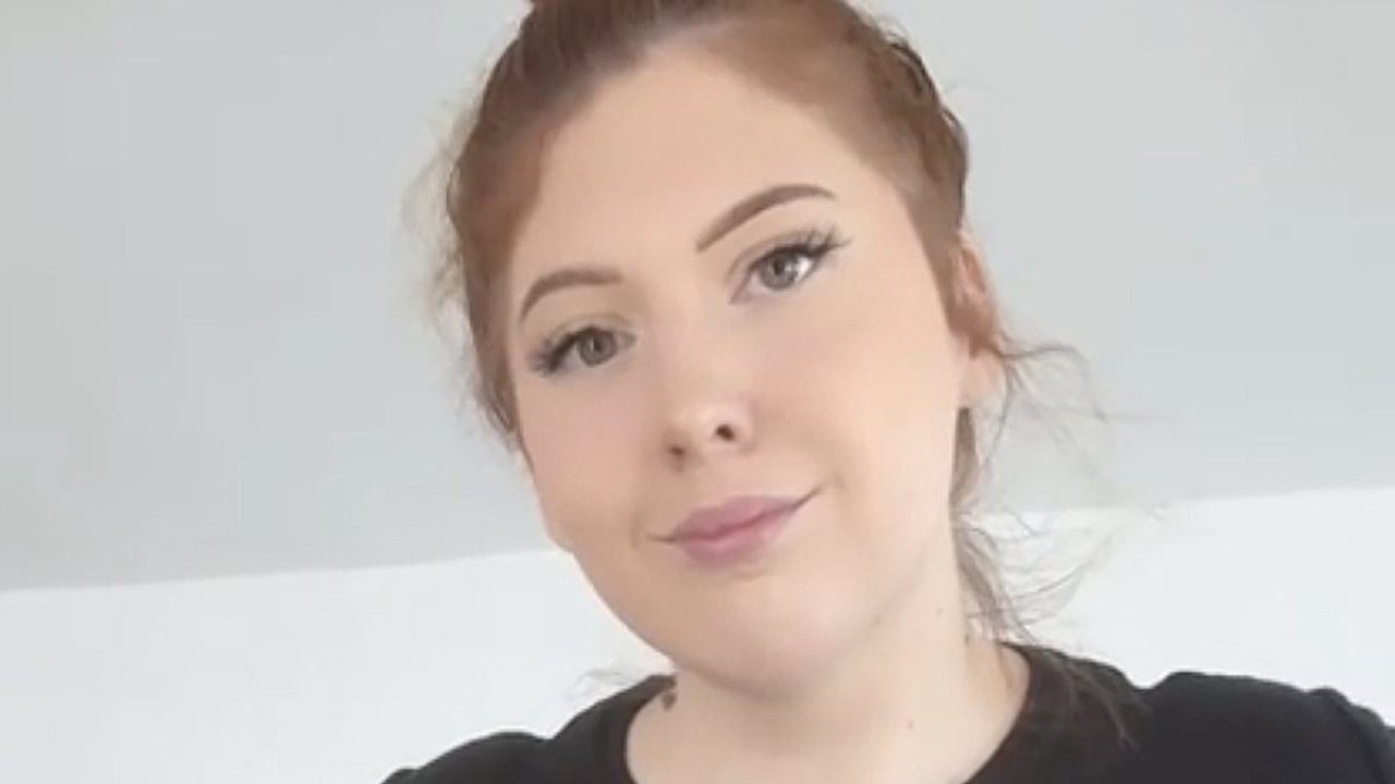 I'm a 6ft 8in tall woman - and men don't want to date me - ABDPost.com ...