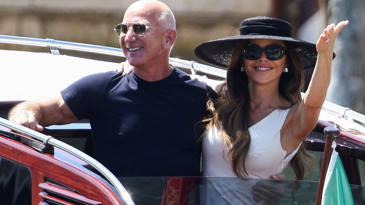 Jeff Bezos and Lauren Sanchez leave Venice after three-day wedding ...