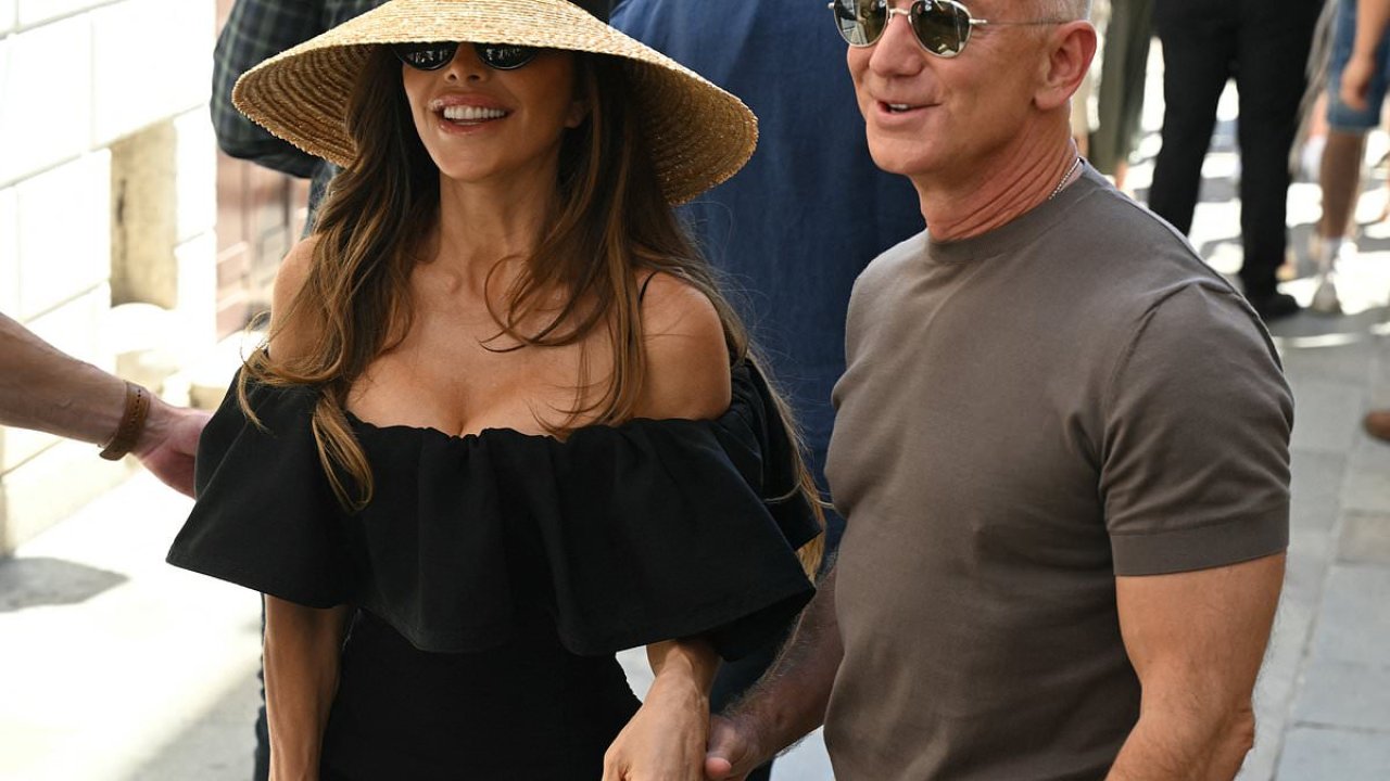 Lauren Sanchez and Jeff Bezos step out for first time since wedding ...