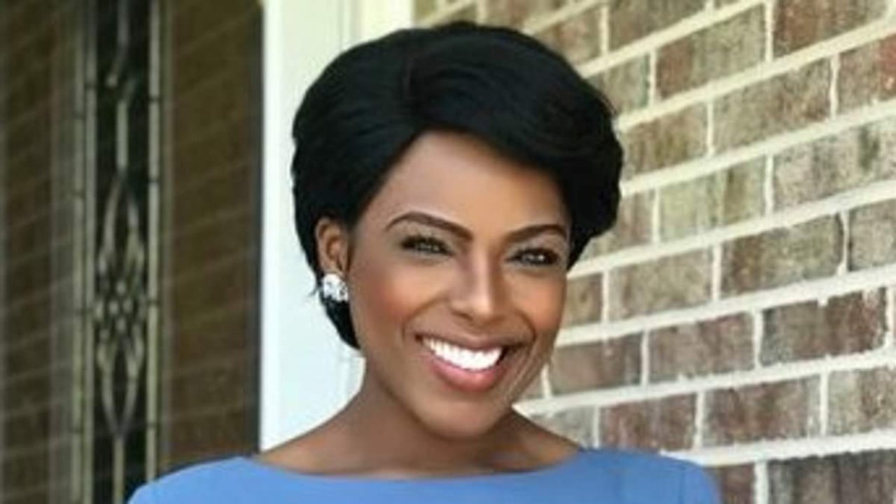 The stunning Angolan reporter whose beauty left Trump speechless ...