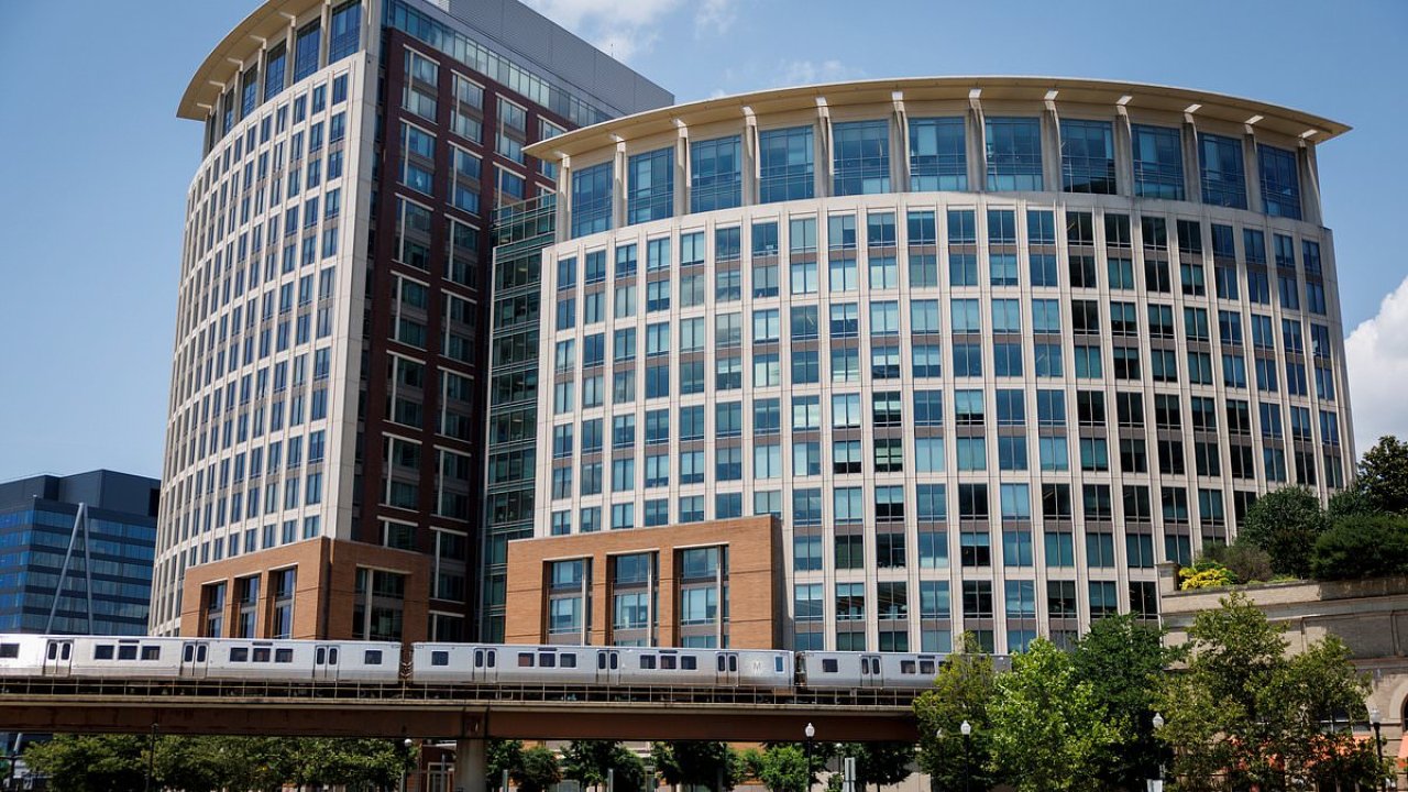 Trump Cabinet secretary to get swanky new setup as agency leaves DC ...