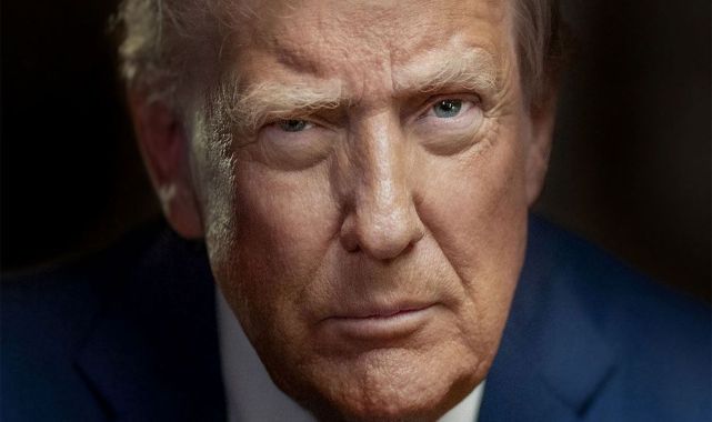 White House unveils new, official Donald Trump portrait - www.abdpost.com Amerika'dan Haberler