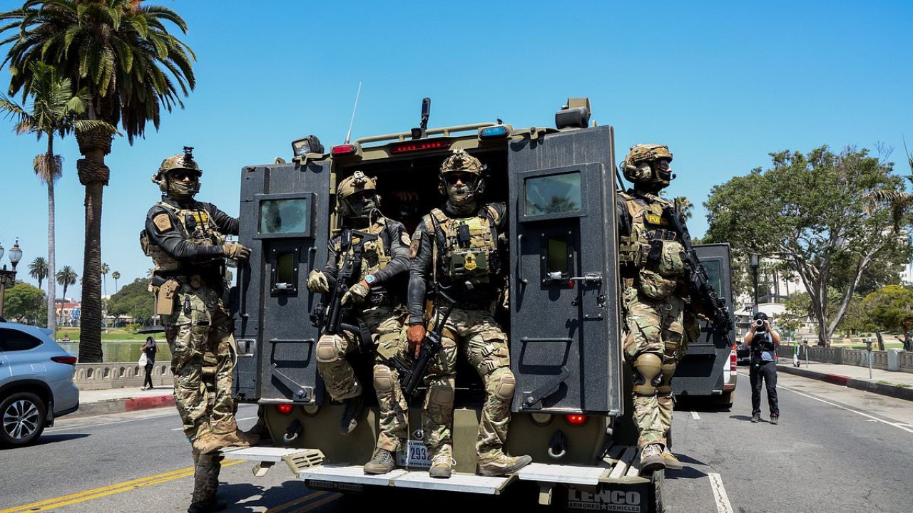 California Dem leader offers CASH to migrants affected by ICE raids ...