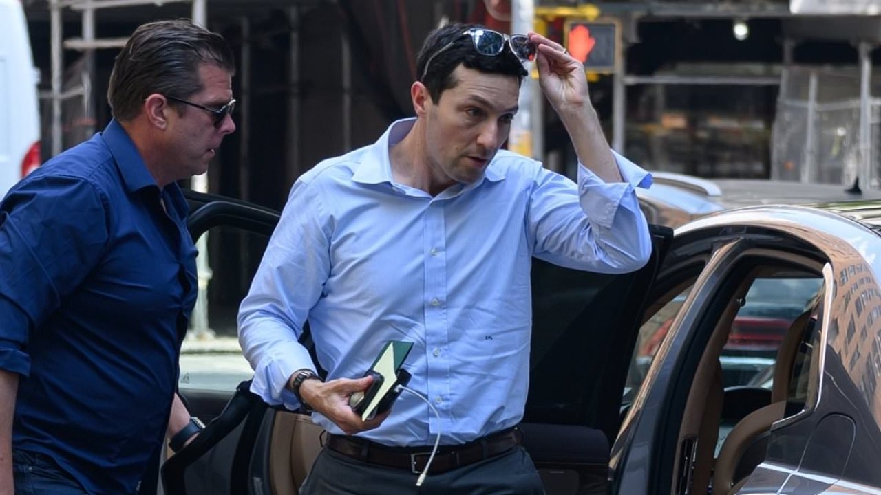 Grief-stricken face of banker whose Blackstone exec wife was shot dead ...