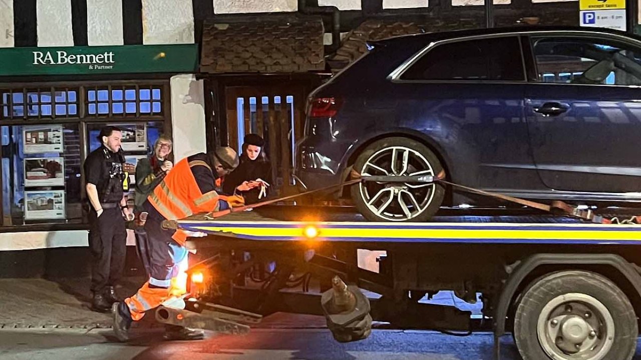 Harry Potter star Emma Watson caught driving 38mph in a 30 zone ...