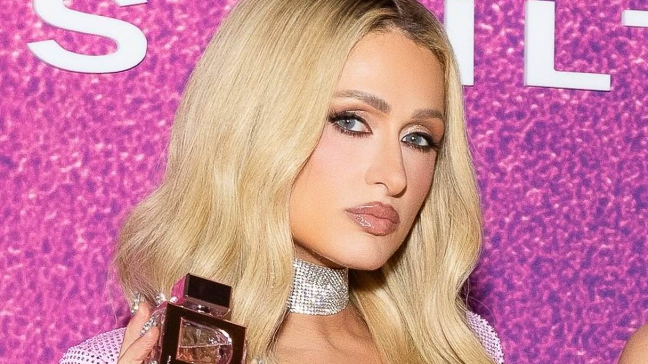 Paris Hilton parties with Megan Fox's ex Machine Gun Kelly - ABDPost ...