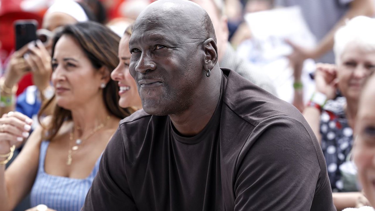 Secrets of Michael Jordan's $9.5M mansion, revealed for first time ...