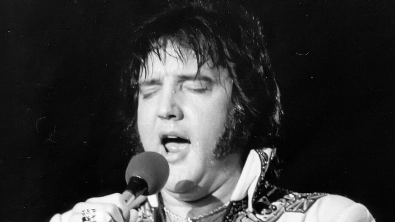 Elvis's drug-fueled rage erupts in newly published private letters ...