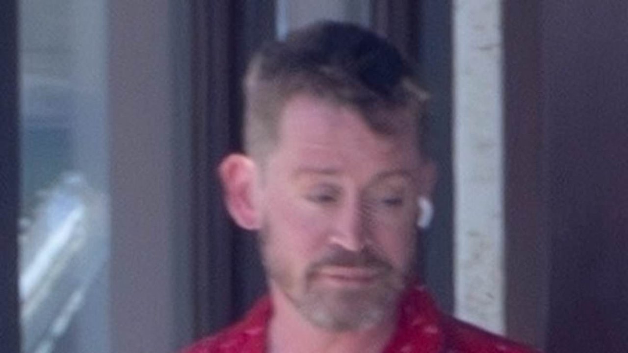 Macaulay Culkin's bikini-clad fiancee leaves NOTHING to imagination ...