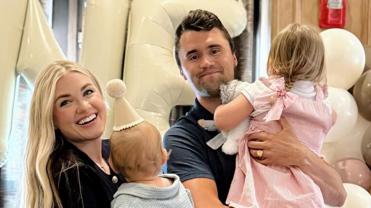 Charlie Kirk's wife left with two young kids as activist fatally shot ...