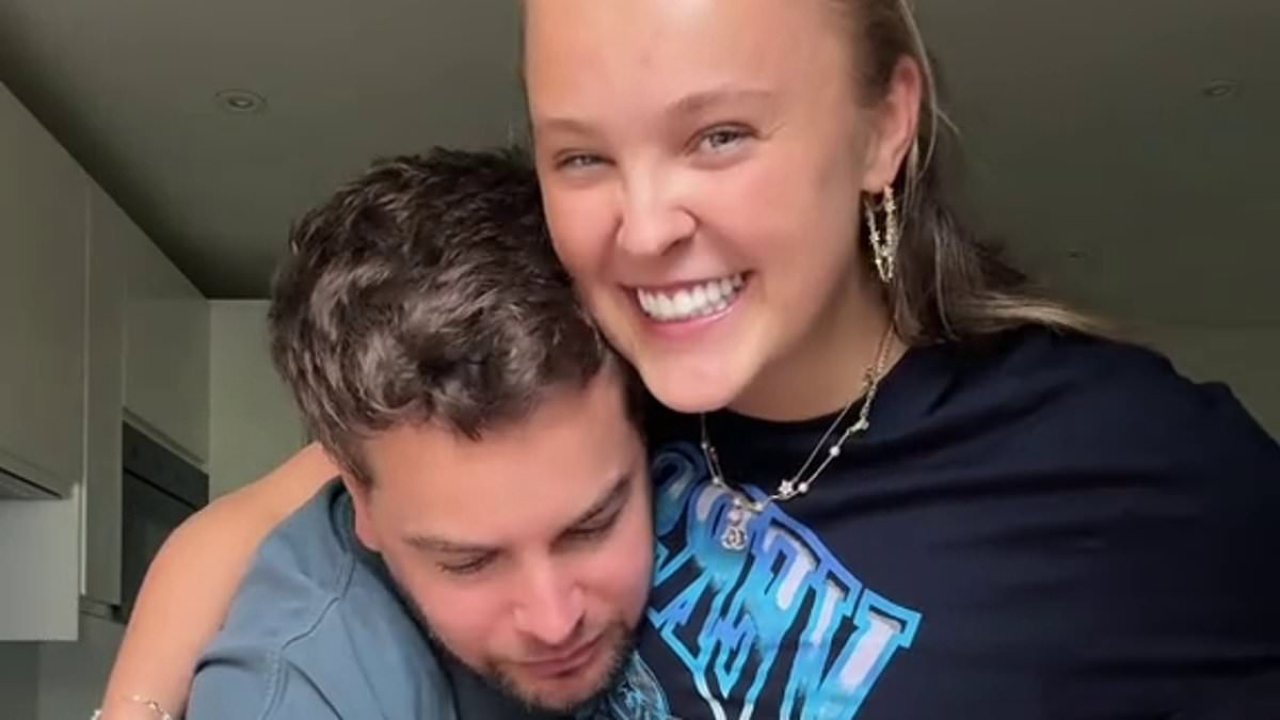 Chris Hughes' father reveals what the family really think of JoJo Siwa ...