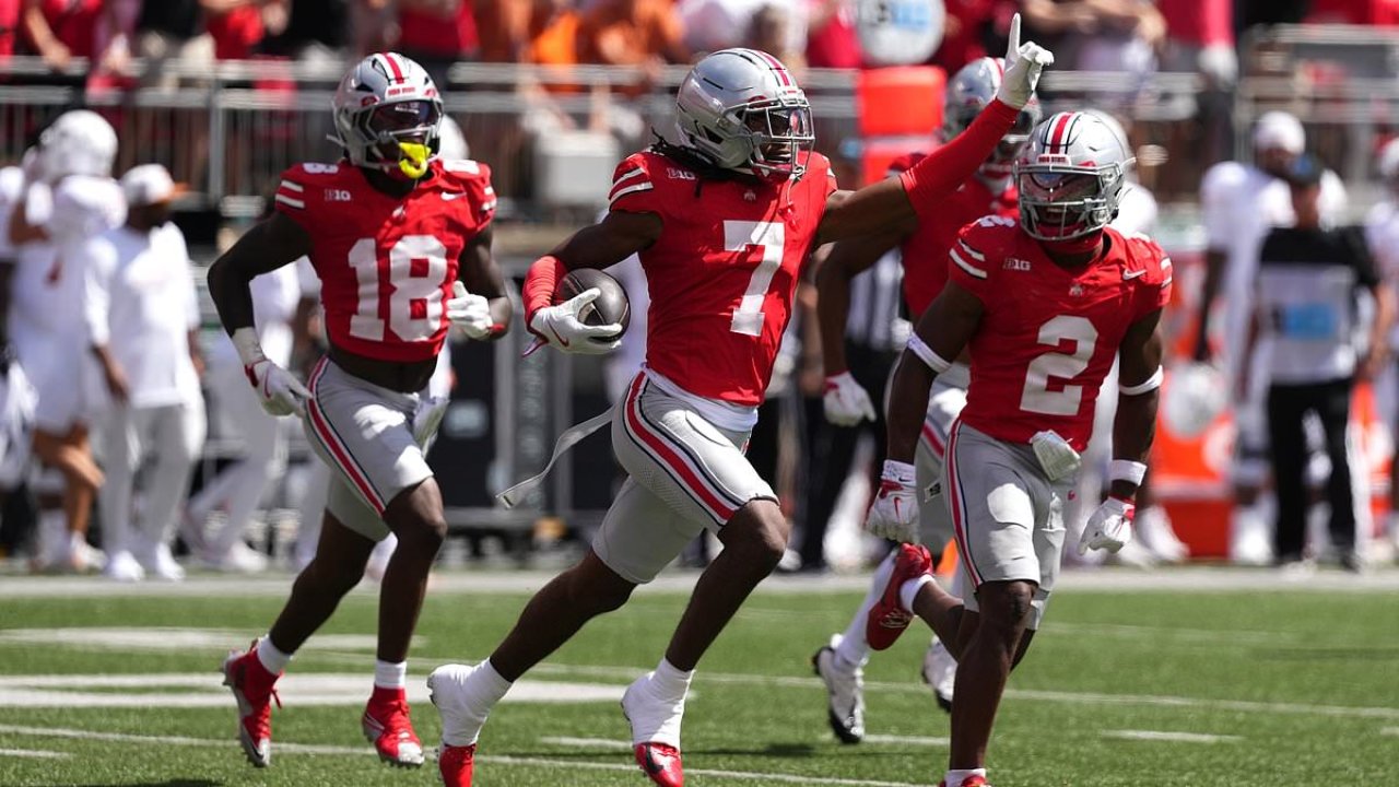 College football rankings REVEALED: New team takes No 1 spot - www ...