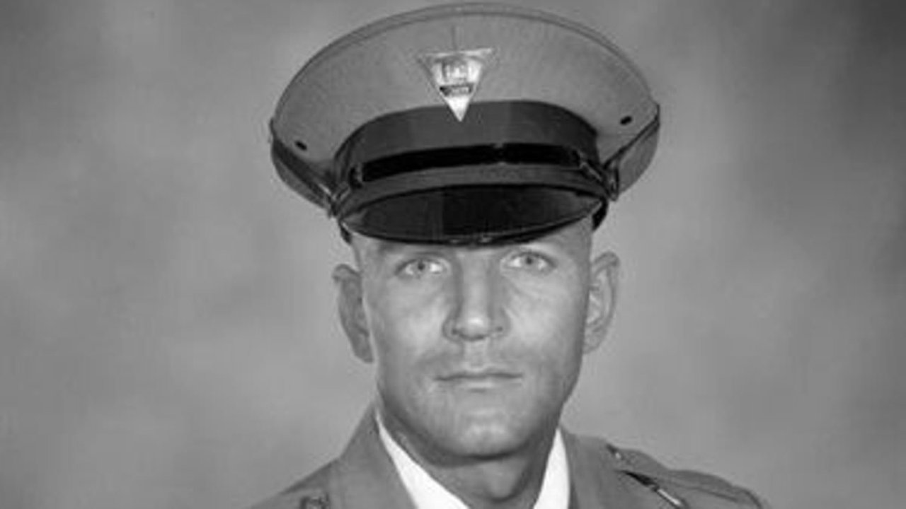 'Depraved' post from lefties honors Tupac Shakur's fugitive godmother ...