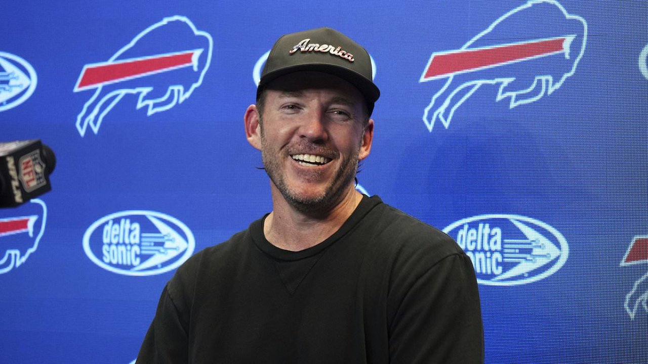 Fans can't believe story of Matt Prater after game-winning field goal ...