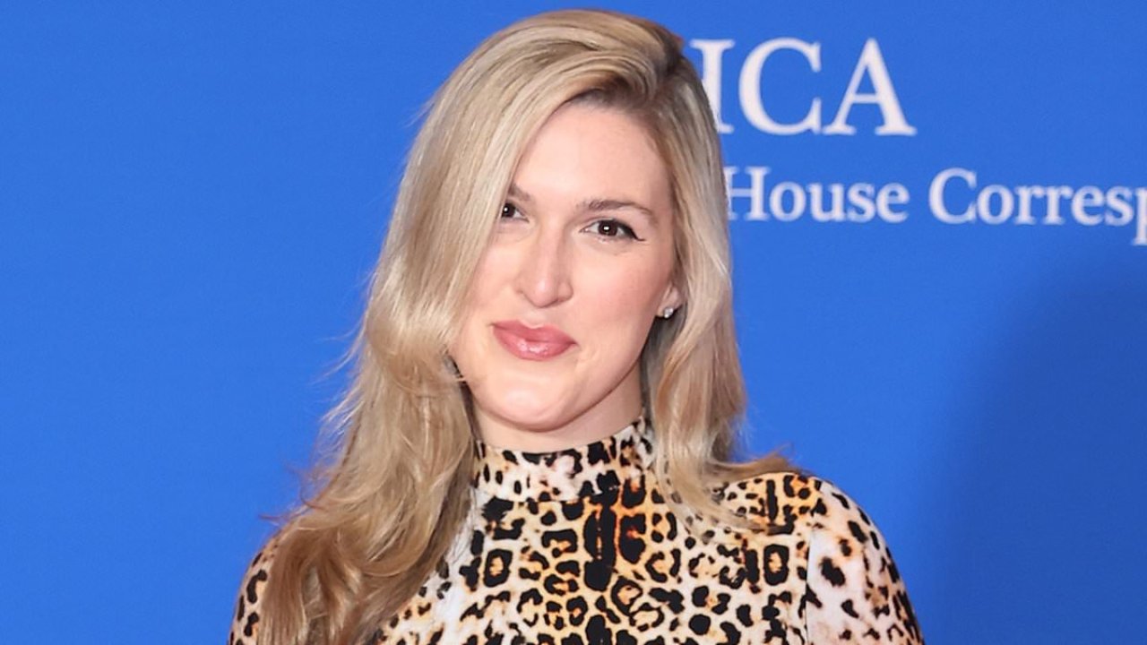 Olivia Nuzzi celebrates new role after 'affair' with RFK Jr. - ABDPost ...