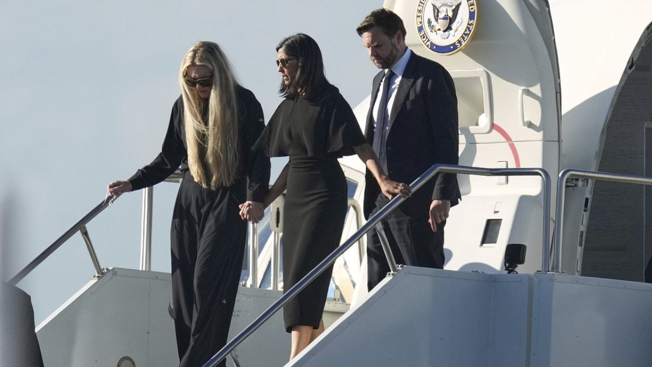 Powerful moment Charlie Kirk's widow Erika holds hands with Usha Vance ...