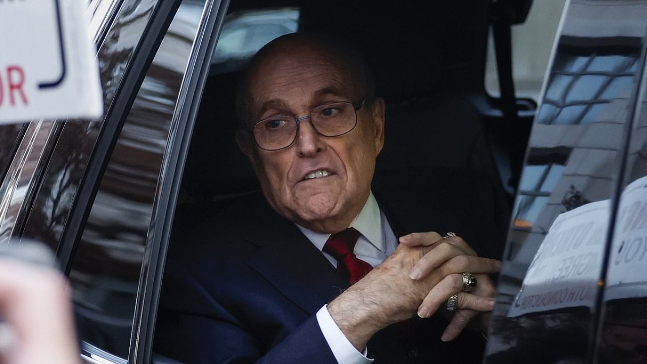 Teen driver involved in crash that injured Rudy Giuliani is named - www ...