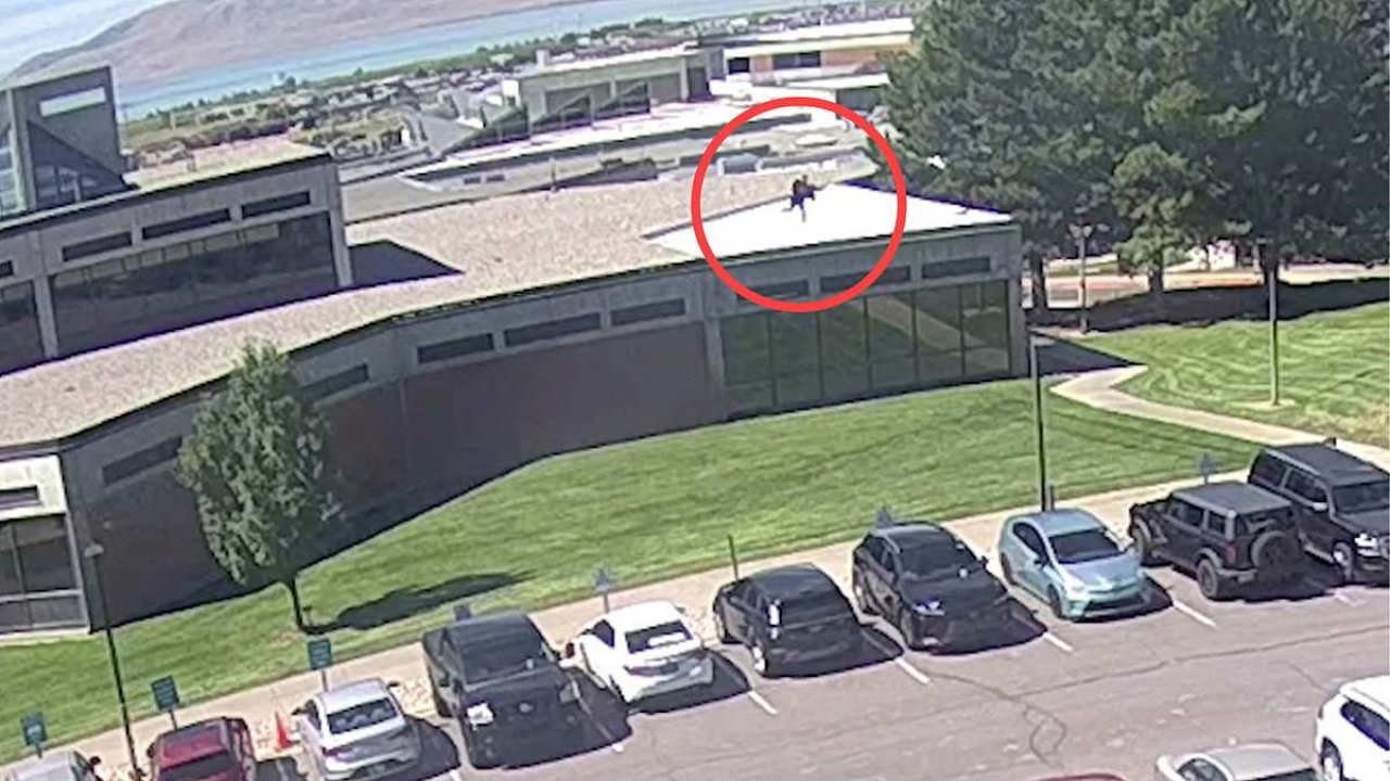 Video shows Charlie Kirk assassin fleeing roo seconds after shooting - www.abdpost.com Amerika ...