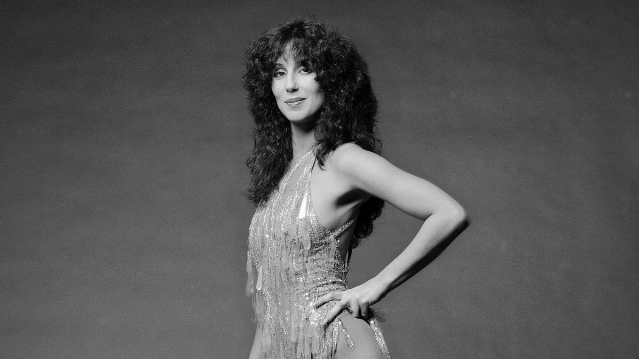 Bob Mackie talks dressing Taylor Swift and Cher ahead of auction ...