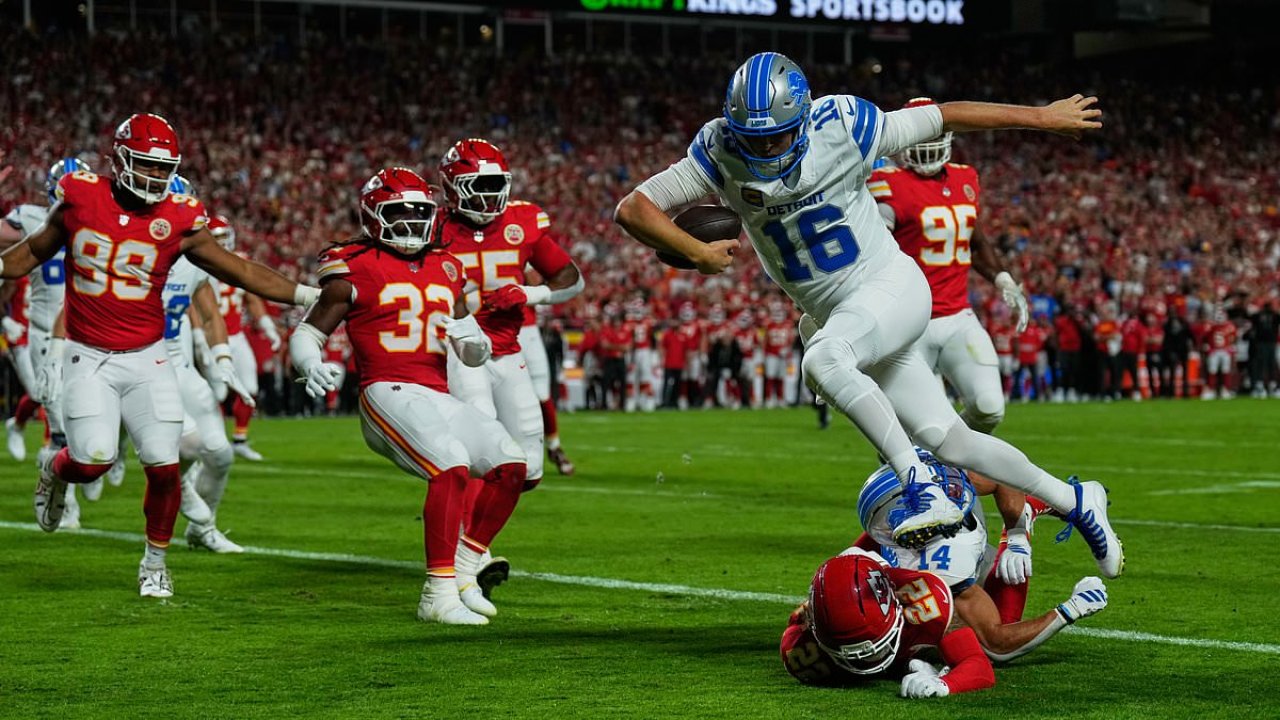 Chaos in Lions-Chiefs as Detroit QB Jared Goff has touchdown negated ...