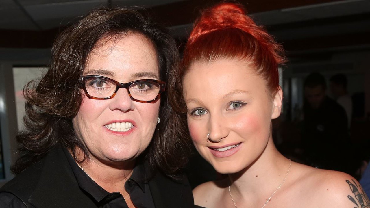 Daughter of Trump-hating comedian given 'scary' prison sentence ...