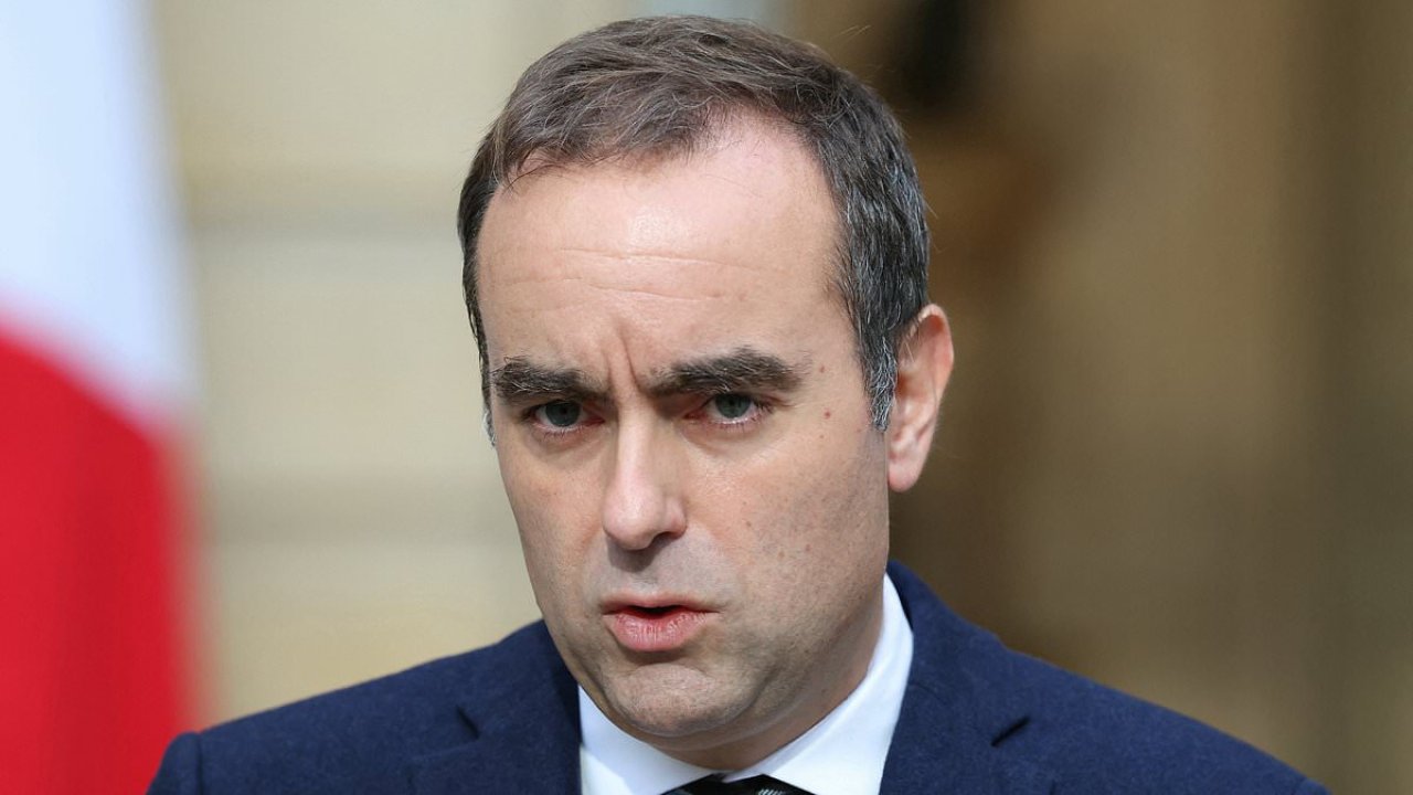 France's new Prime Minister Sebastian Lecornu QUITS - ABDPost.com ...