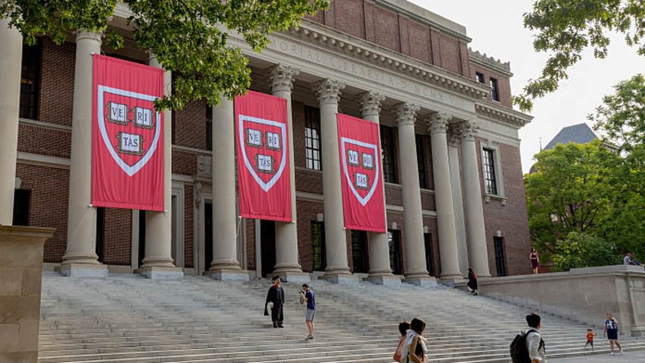 Harvard sees drop in Black admissions as Asian student numbers soar - ABDPost.com Amerika'dan ...