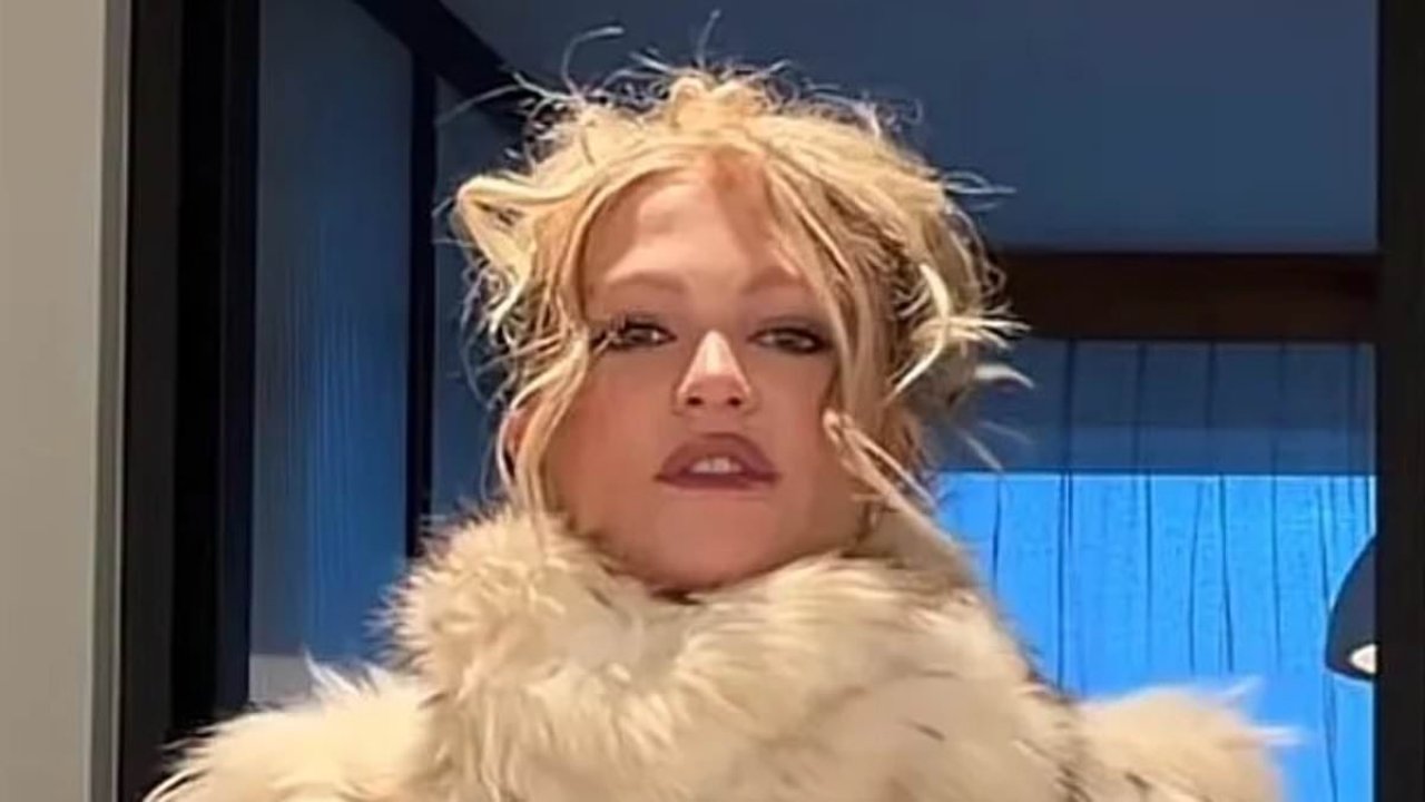 Influencer divides fans with new coat, calling it a 'monstrosity ...