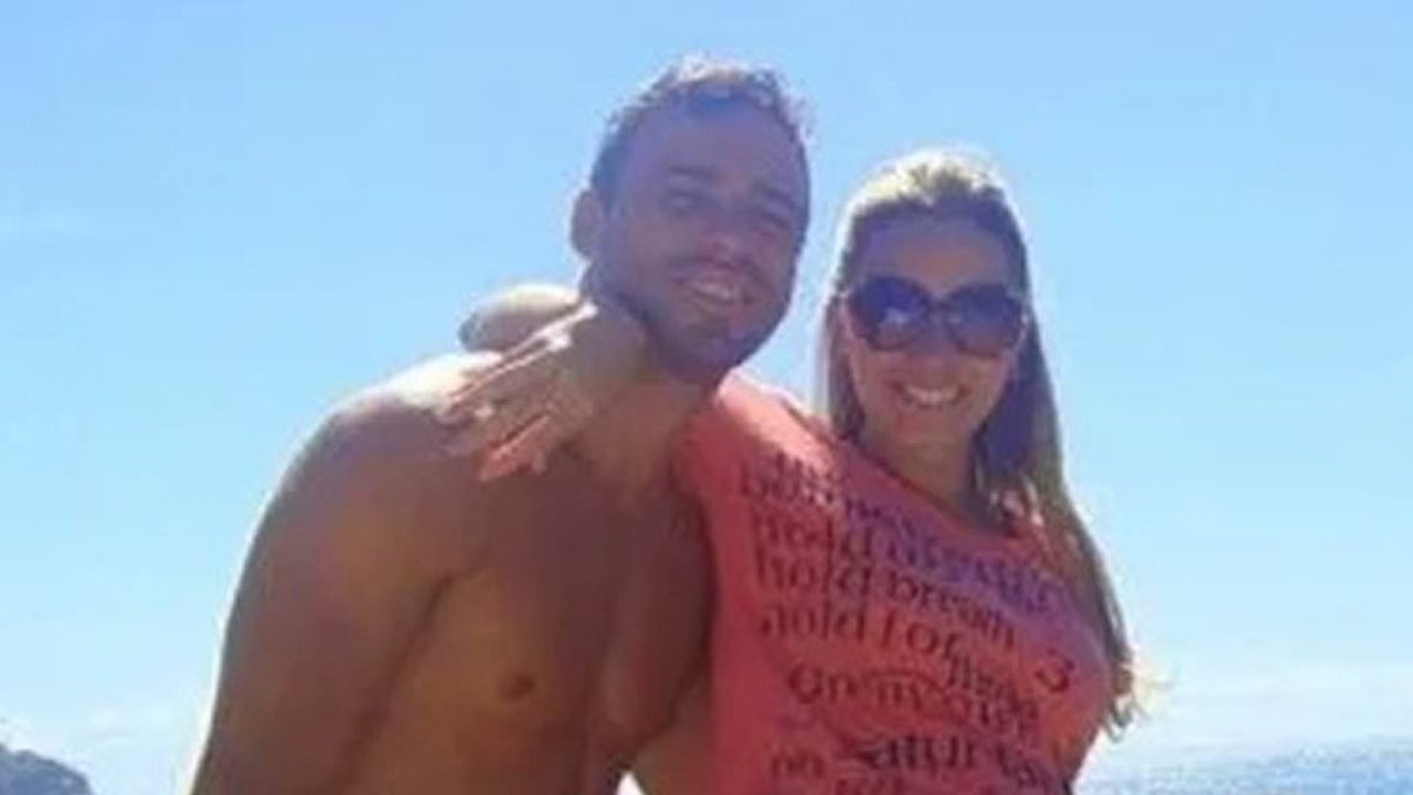 Parents die in bath after drinking to celebrate daughter's birthday - ABDPost.com Amerika'dan ...