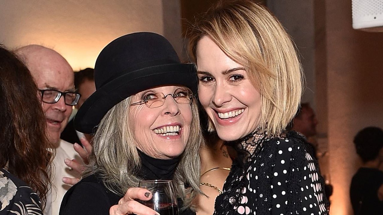 Sarah Paulson breaks down when asked about Diane Keaton on red carpet ...