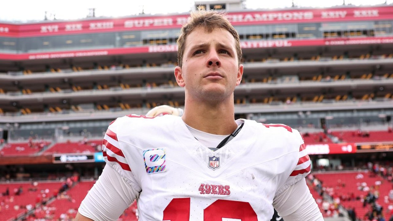 Star NFL quarterback returns to practice in huge boost - ABDPost.com ...