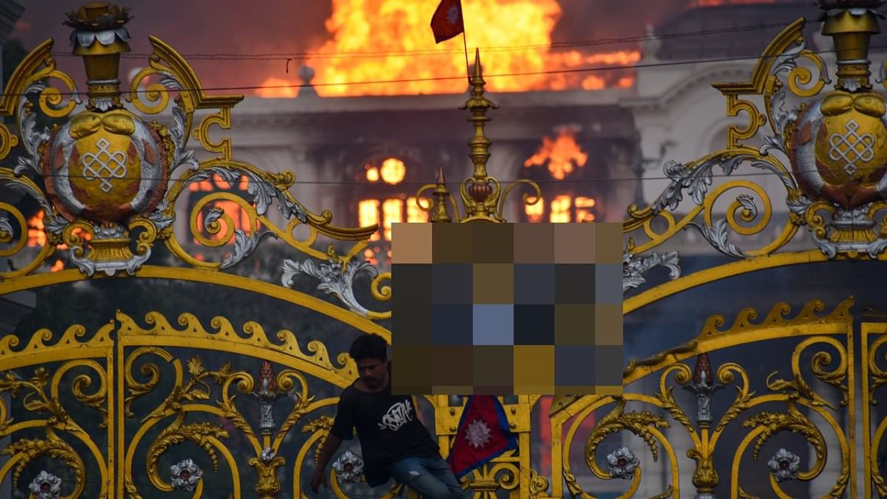 Unsettling symbol toppling governments... and it's coming for Trump ...