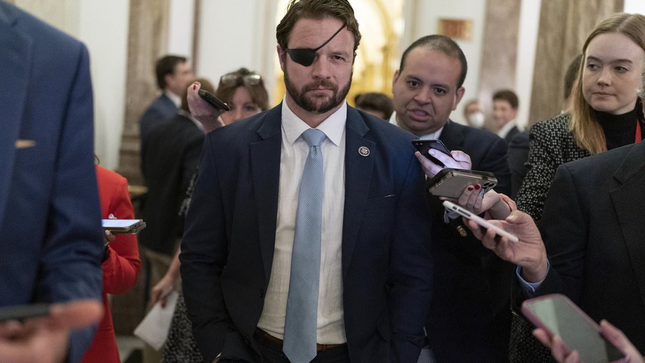 CIA raises alarm over Navy Seal congressman's 'crude' toast - ABDPost.com Amerika'dan Haberler