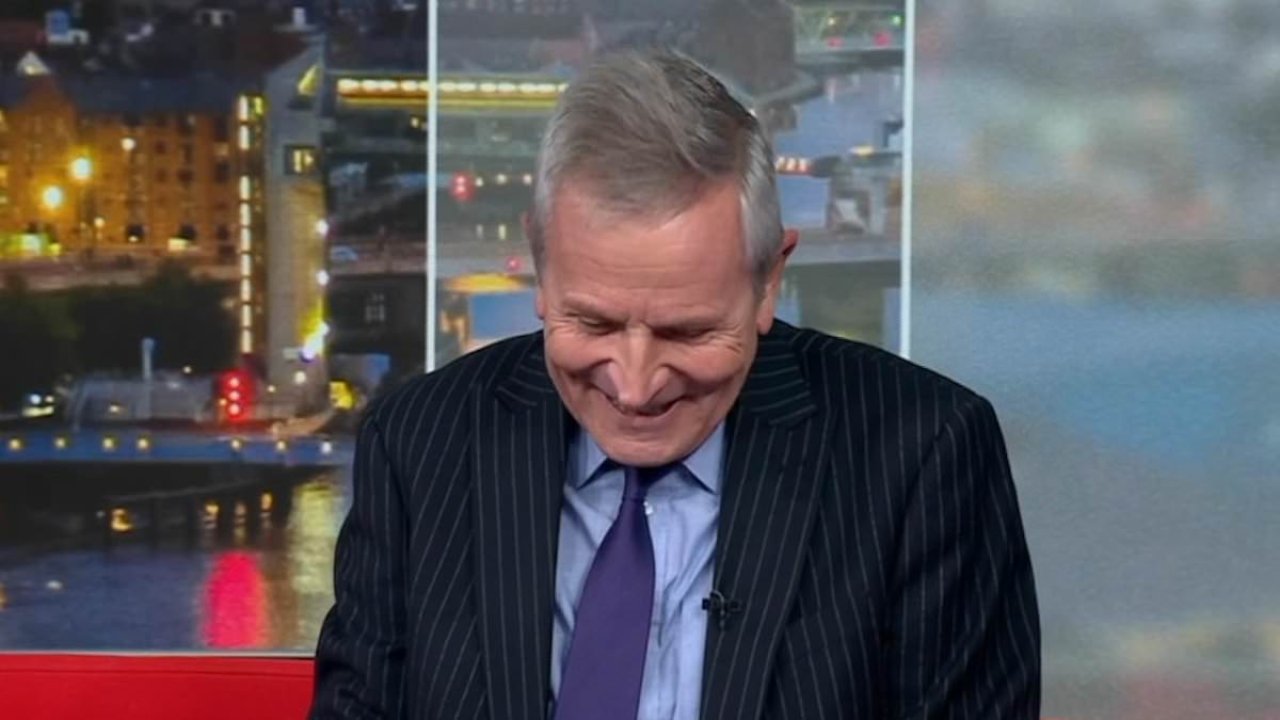 Moment BBC newsreader bursts out laughing over Christmas tree innuendo ...