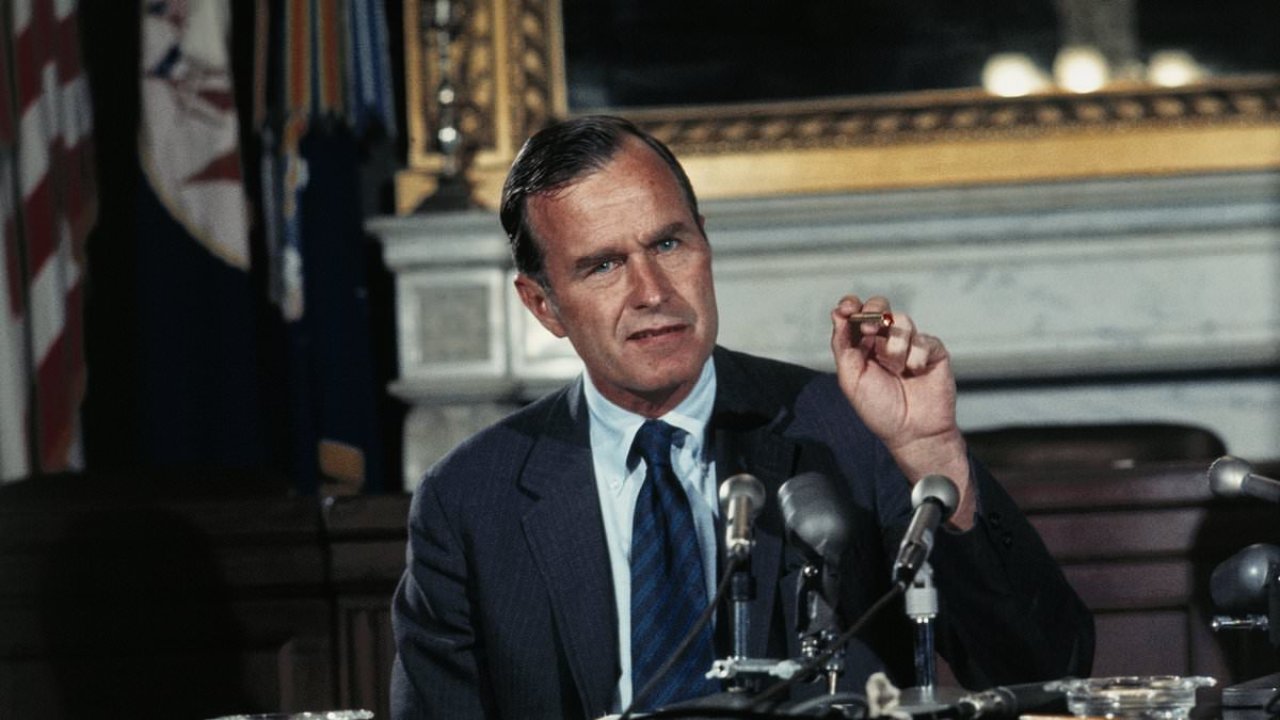 President George HW Bush's 1964 alien contact secret 'revealed ...