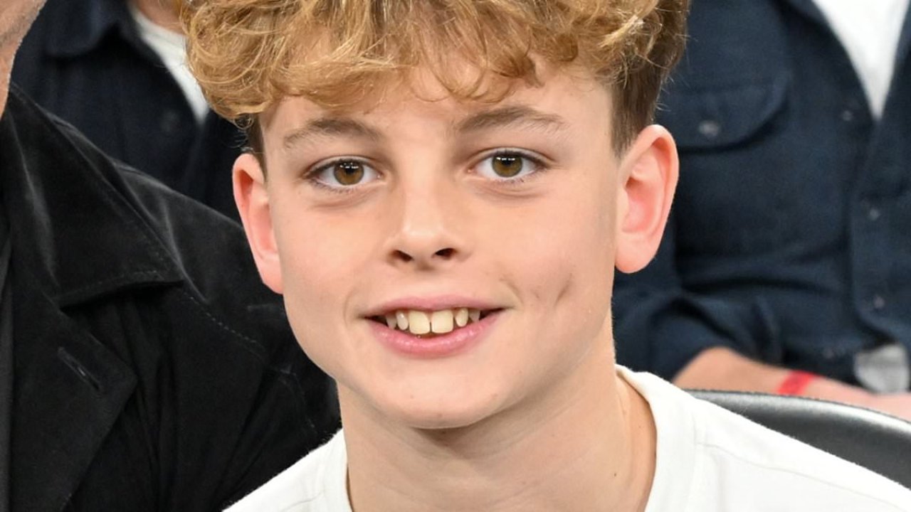 His dad was in Wedding Crashers and dated Jennifer Aniston - ABDPost ...