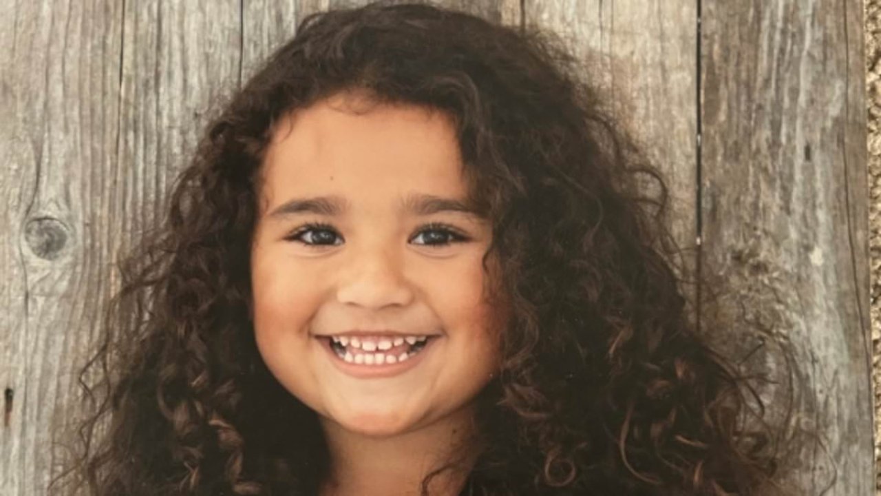 Moment body of Melodee Buzzard found by couple taking photos in desert ...