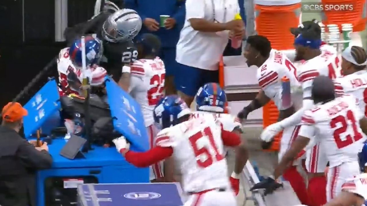 New York Giants star tries to stamp on Las Vegas Raiders man's head ...