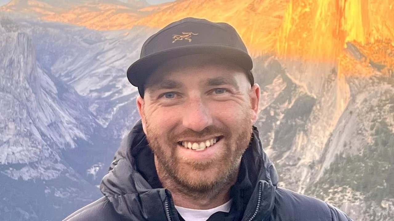 Ski patrol staffer dies in avalanche at popular California resort ...