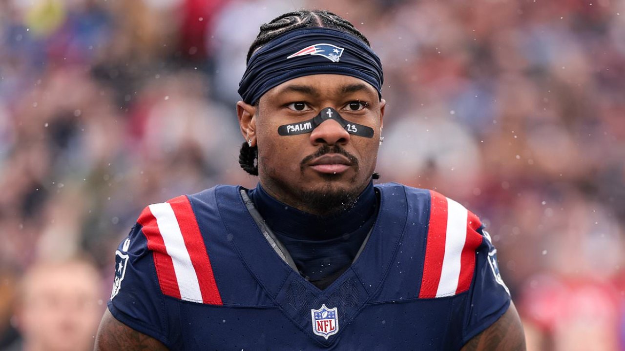 Stefon Diggs in more hot water as cops charge him with strangulation ...