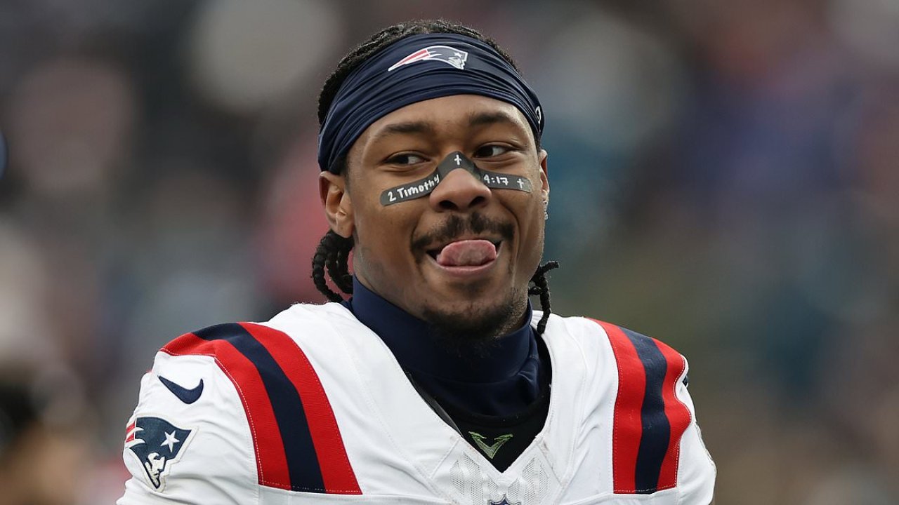 Stefon Diggs lands $500k NFL bonus in front of Cardi B - ABDPost.com ...