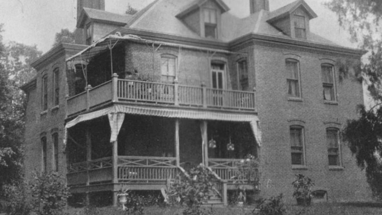 Trump's 'emergency' wrecking ball team aims to demolish more buildings ...