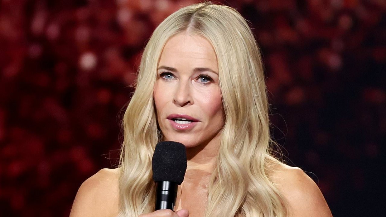 Chelsea Handler delivers emotional Rob Reiner tribute at award show ...