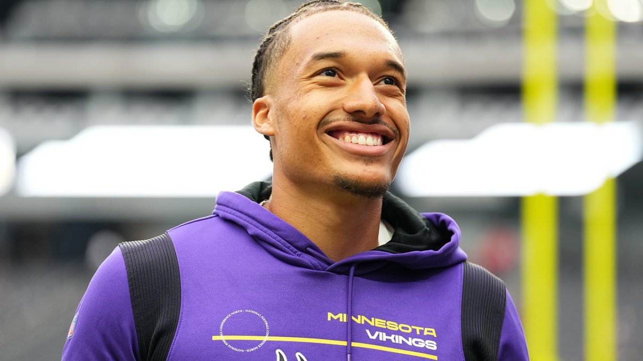 Ex-NFL quarterback takes down his former head coach in blistering post ...