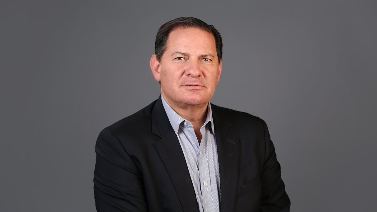 MARK HALPERIN's forensic analysis of Minnesota ICE shooting - ABDPost ...