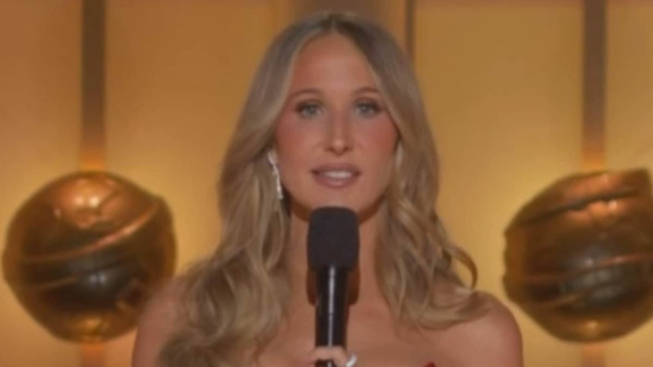 Nikki Glaser makes A-listers GROAN as she makes Epstein files joke ...